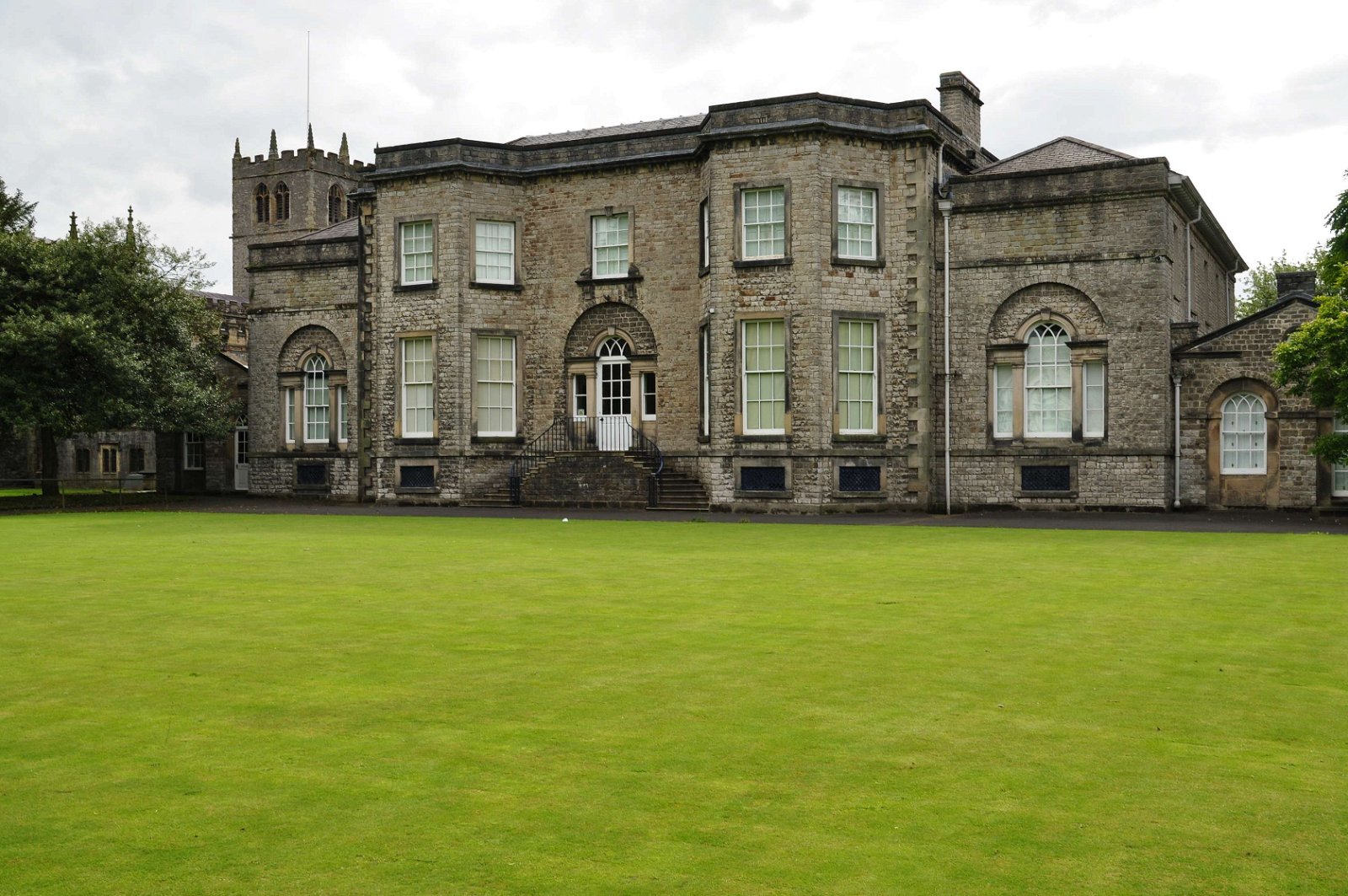Abbot Hall Art Gallery (Kendal) - Visitor Information & Reviews