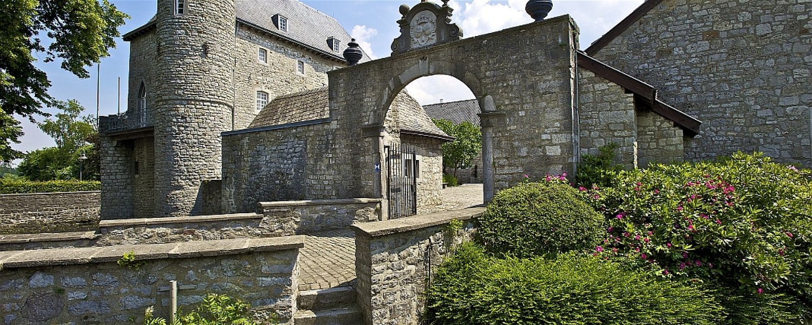 Töpfereimuseum Raeren (Raeren) - Besucherinformationen & Bewertungen