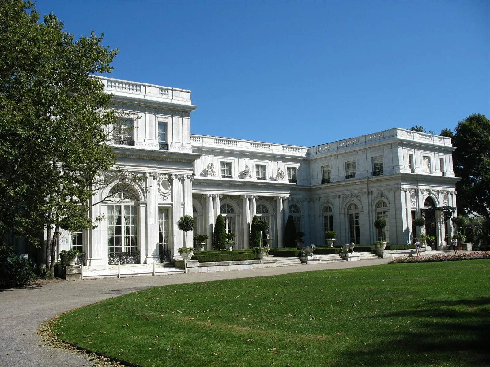 Rosecliff Mansion (Newport) - Visitor Information & Reviews