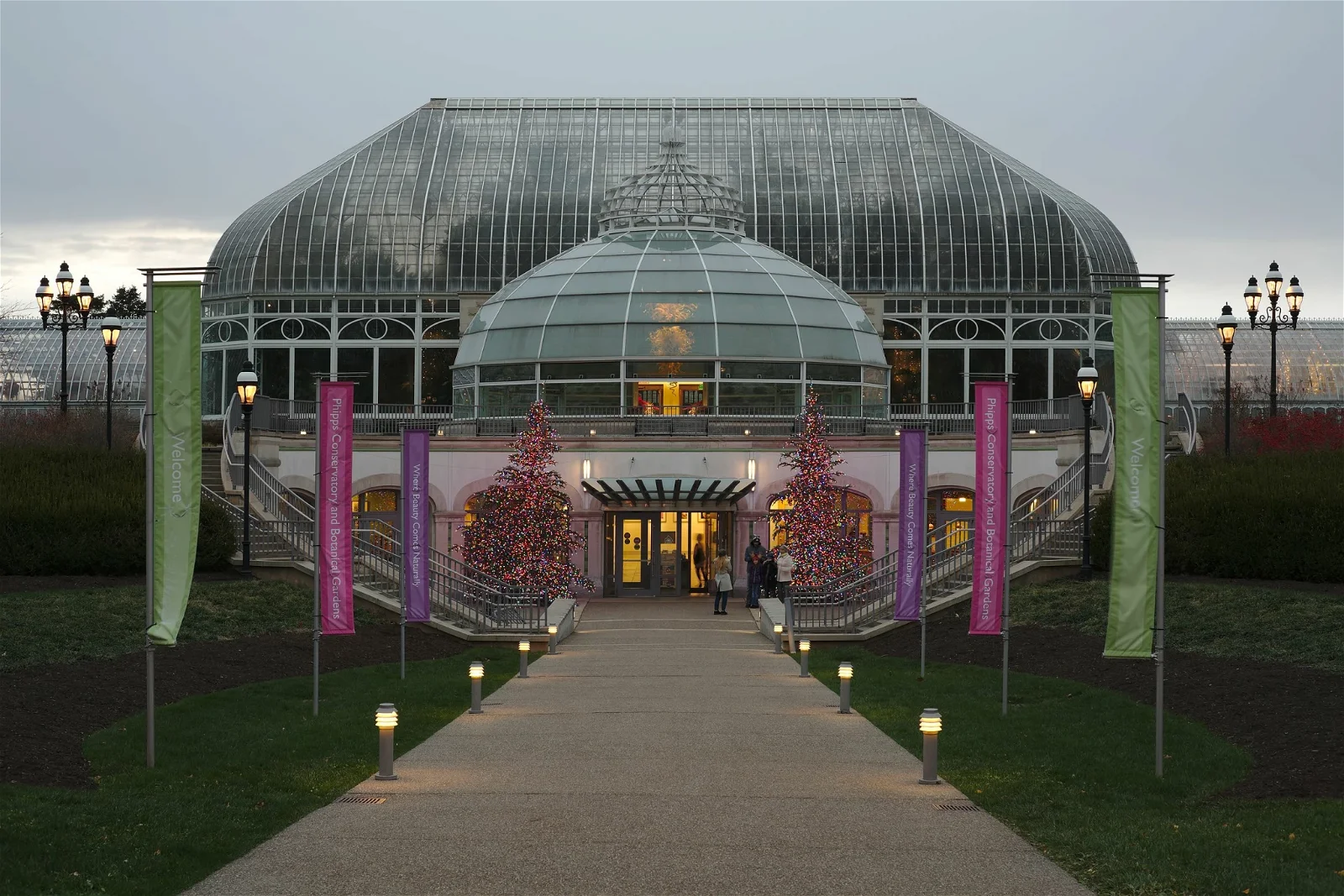 Phipps Conservatory and Botanical Gardens (Pittsburgh) - Visitor ...