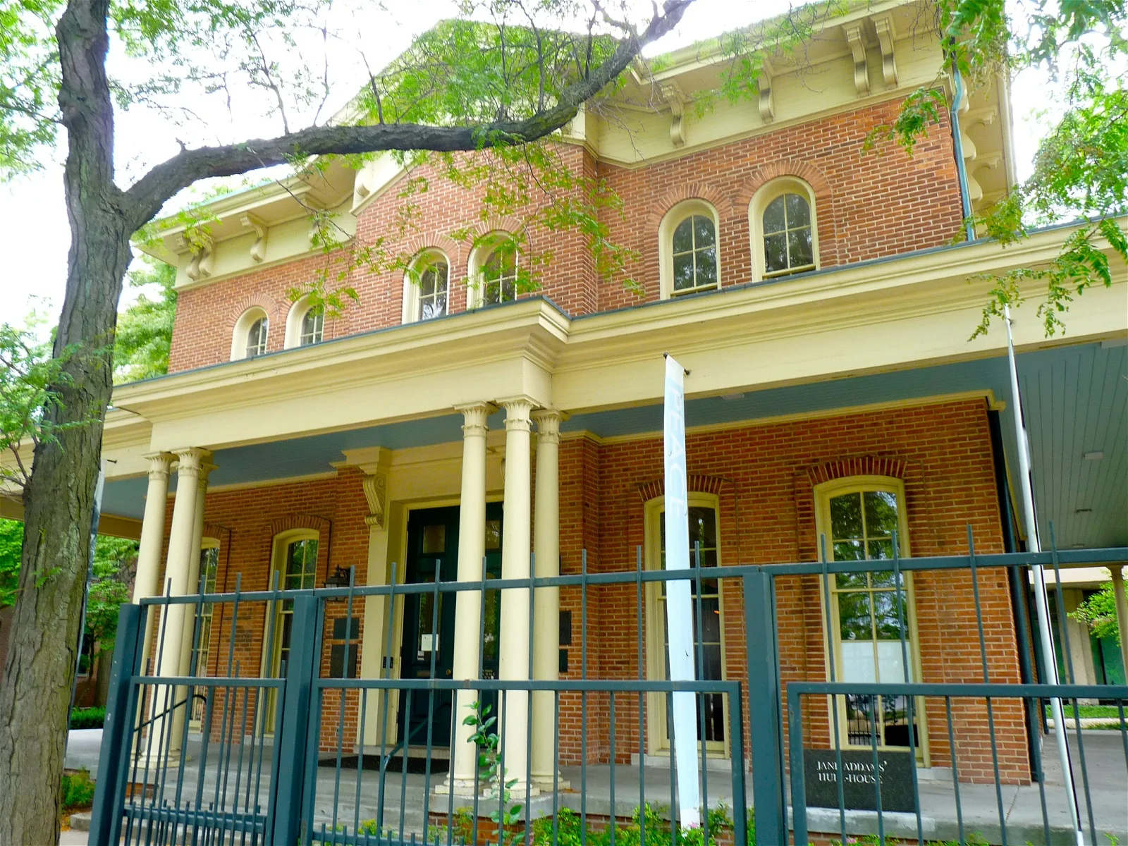 Hull House (Chicago) - Besucherinformationen & Bewertungen