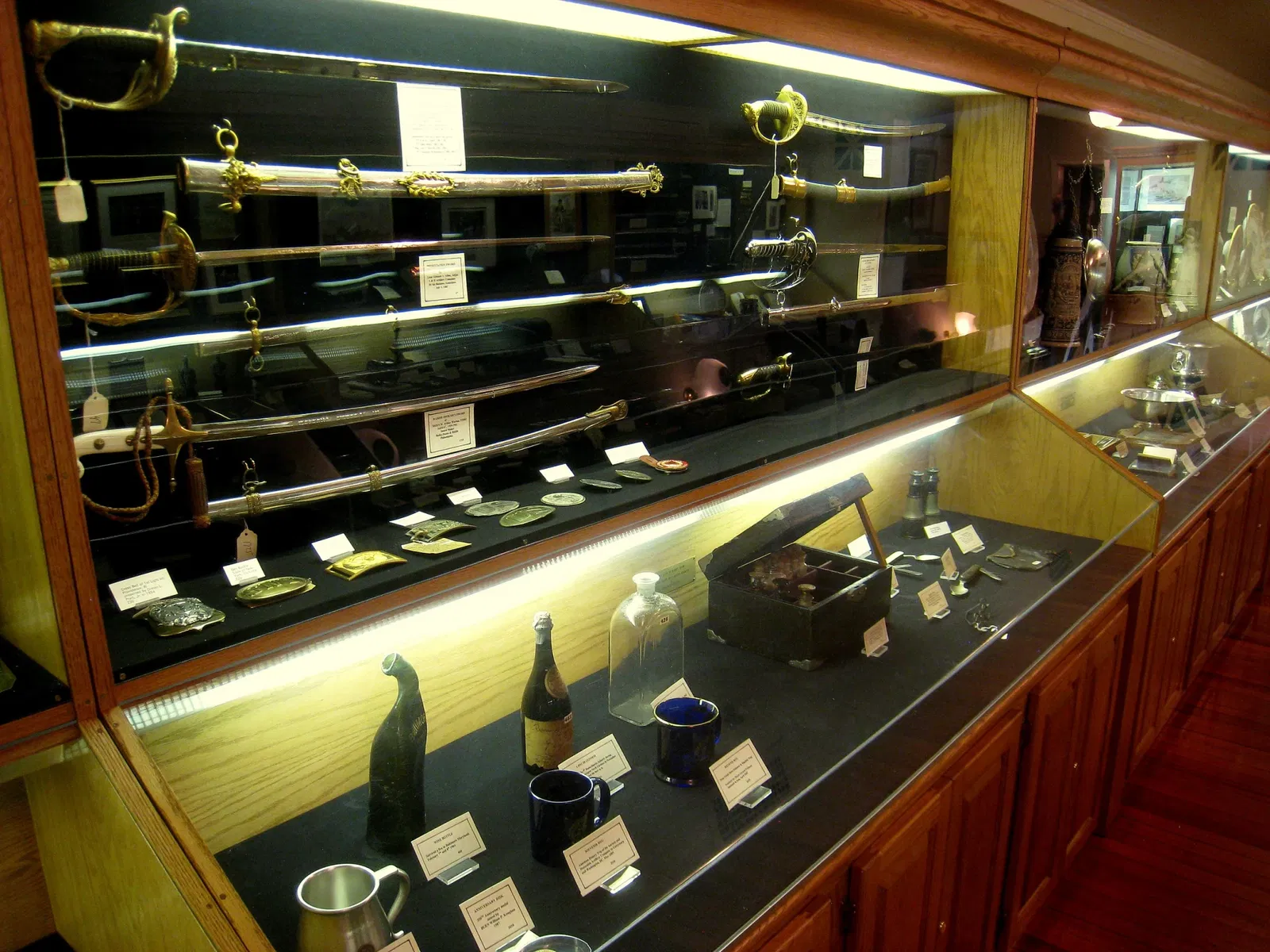 Armory Museum of the Ancient and Honorable Artillery Company (Boston ...