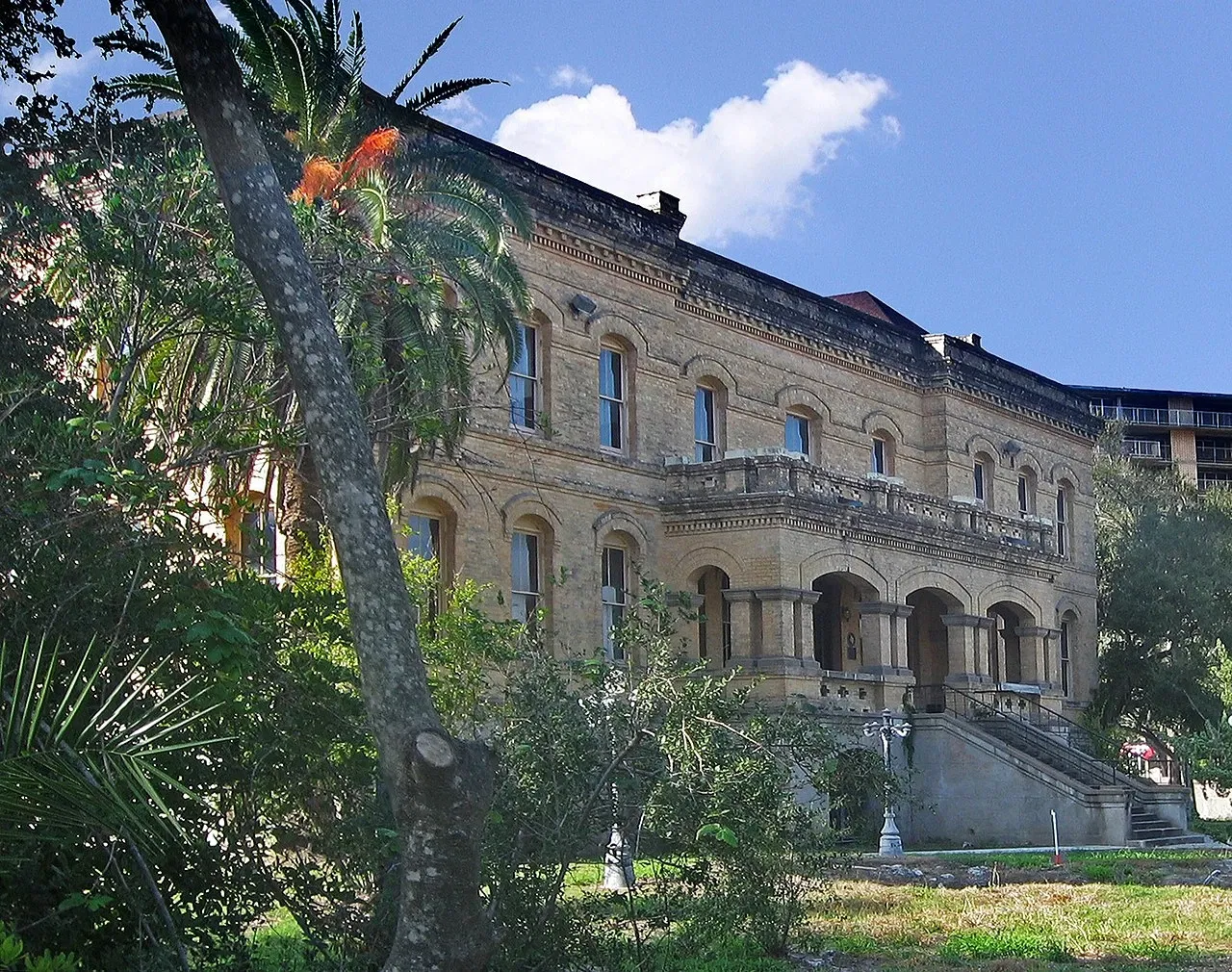 The Bryan Museum (Galveston) - Visitor Information & Reviews
