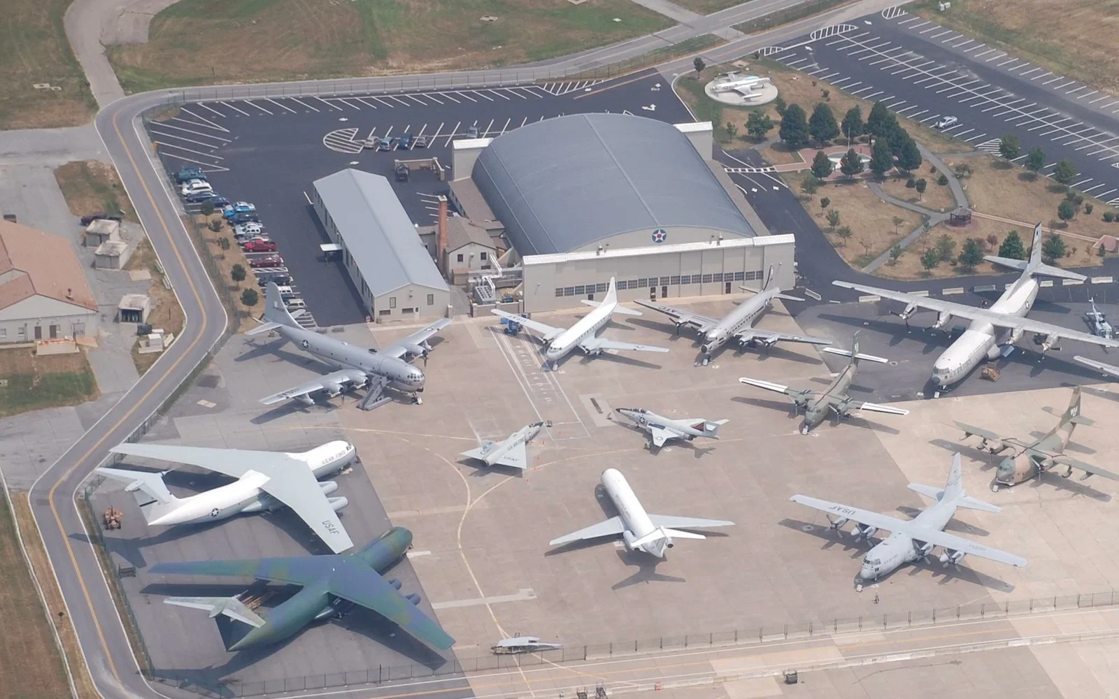 Air Mobility Command Museum (Dover) - Visitor Information & Reviews