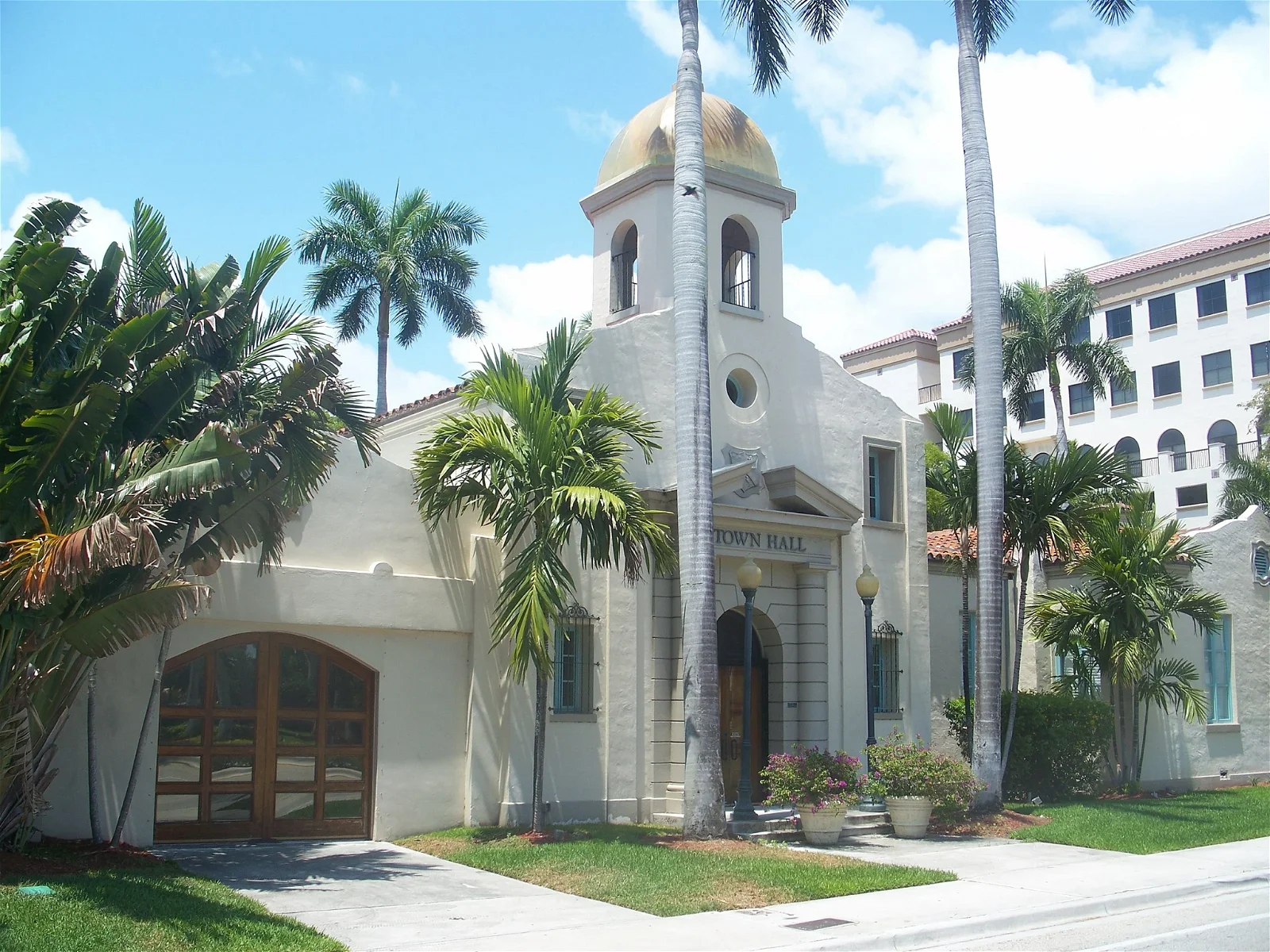 Boca Raton Old City Hall (Boca Ratón) - Información para Visitantes ...