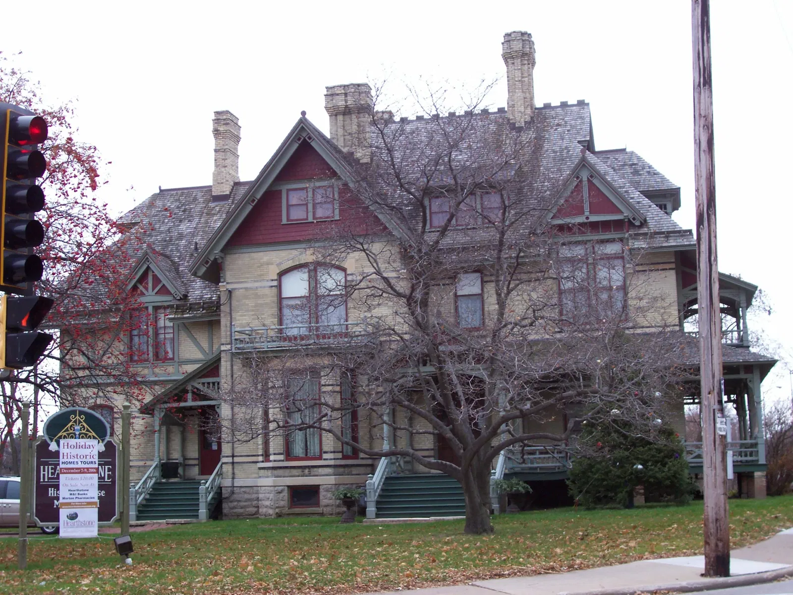 Hearthstone Historic House Museum (Appleton) - Visitor Information ...