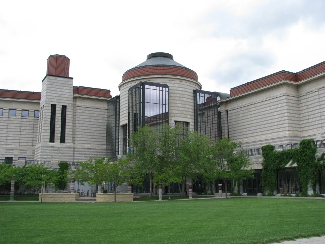 Minnesota History Center (St. Paul) - Visitor Information & Reviews