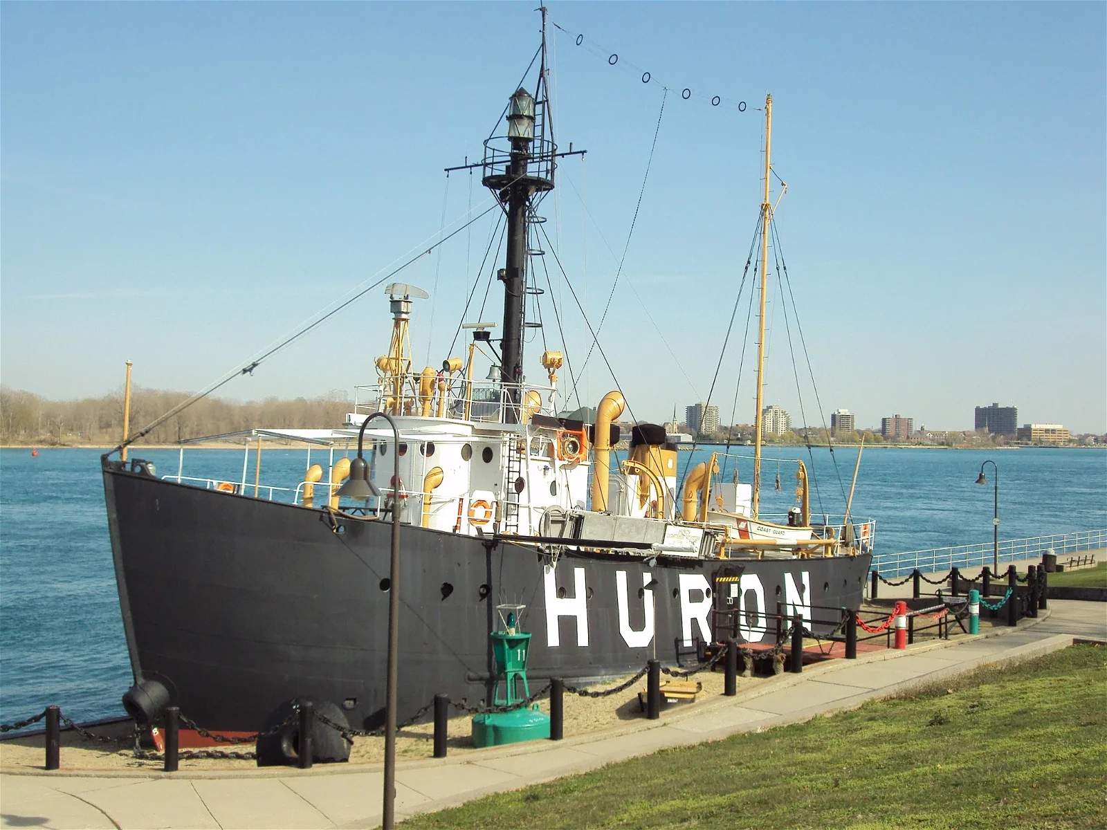Huron Lightship Museum (Port Huron) - Visitor Information & Reviews
