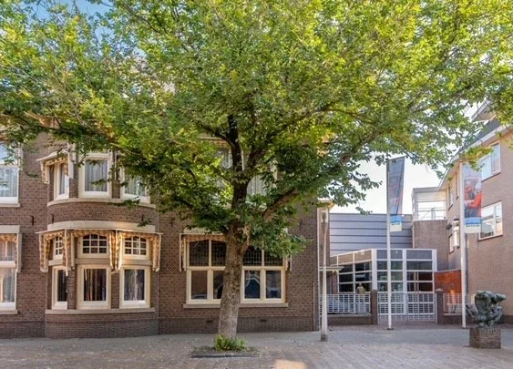 Bas Haasnoot - jutter en kunstenaar - Tentoonstelling in Katwijks Museum