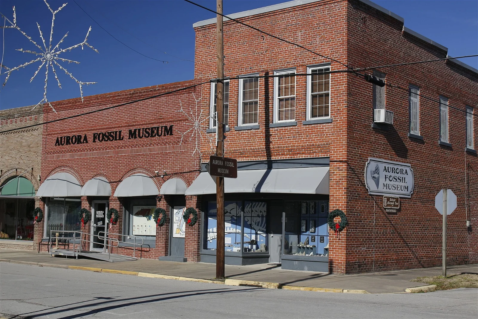 Aurora Fossil Museum (Aurora) - Visitor Information & Reviews