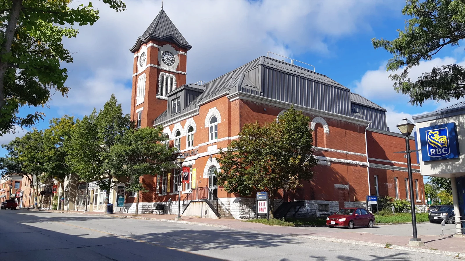Orillia Museum of Art & History (Orillia) - Visitor Information & Reviews