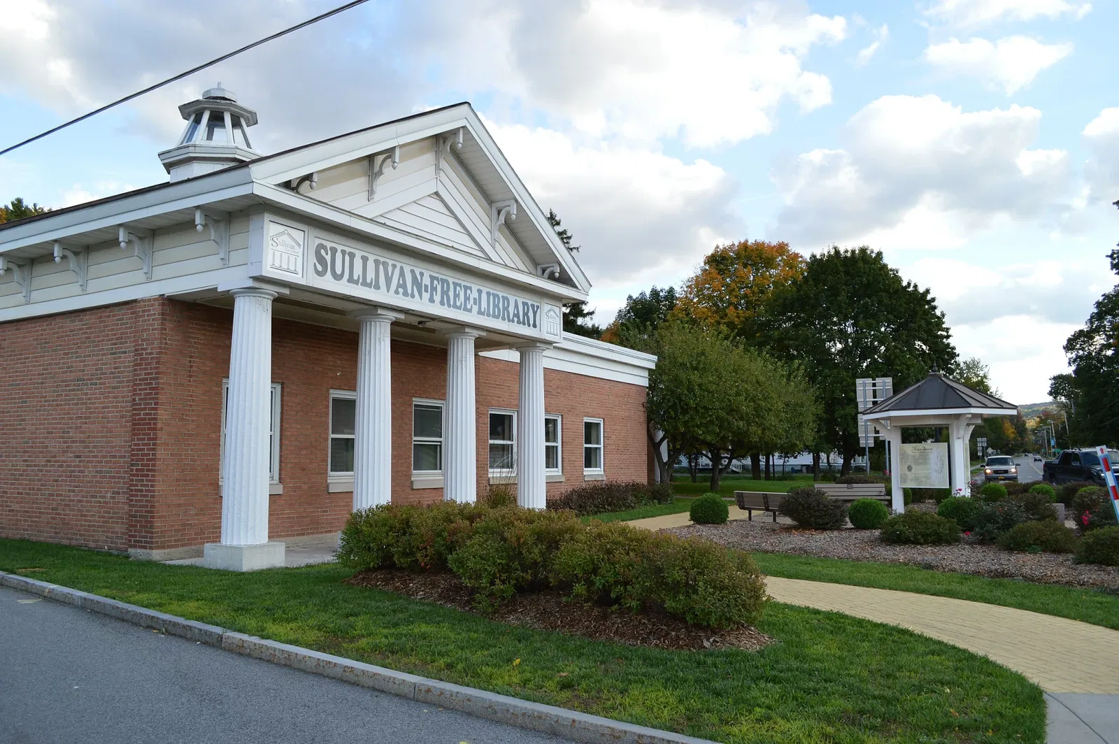 Sullivan: Discover all 5+ Museums, Exhibitions & Discounts
