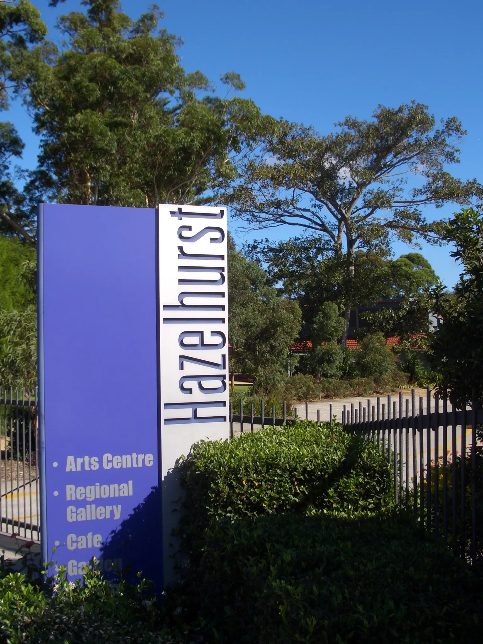 Hazelhurst Arts Centre (Sydney) - Visitor Information & Reviews