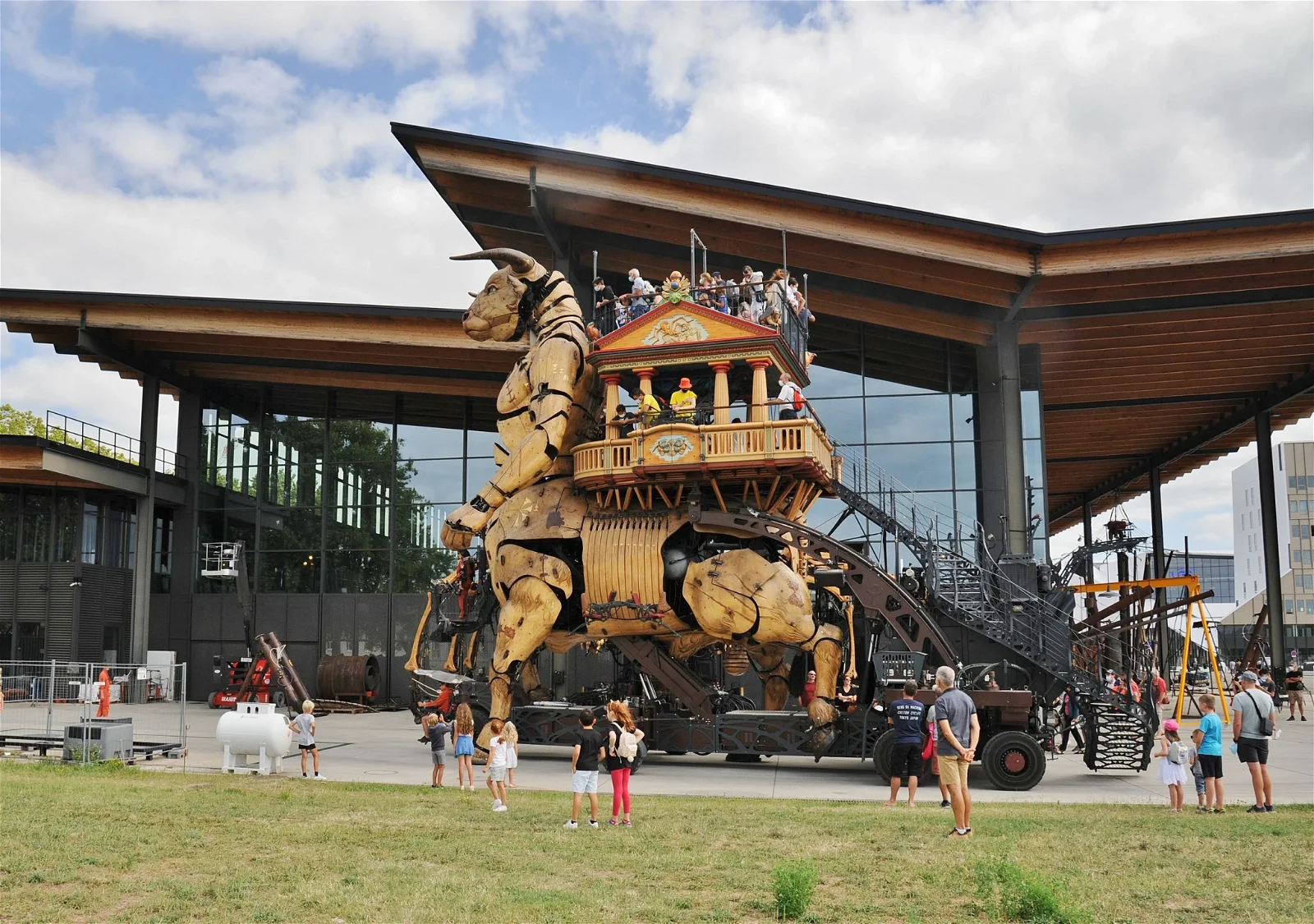 Halle de La Machine (Toulouse) - Visitor Information & Reviews