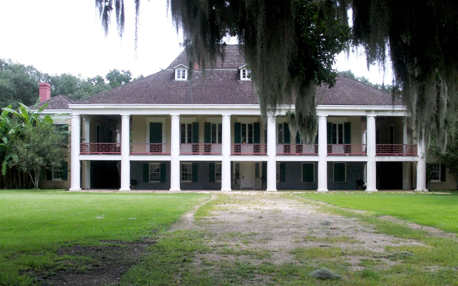 Destrehan Plantation (Destrehan) - Visitor Information & Reviews
