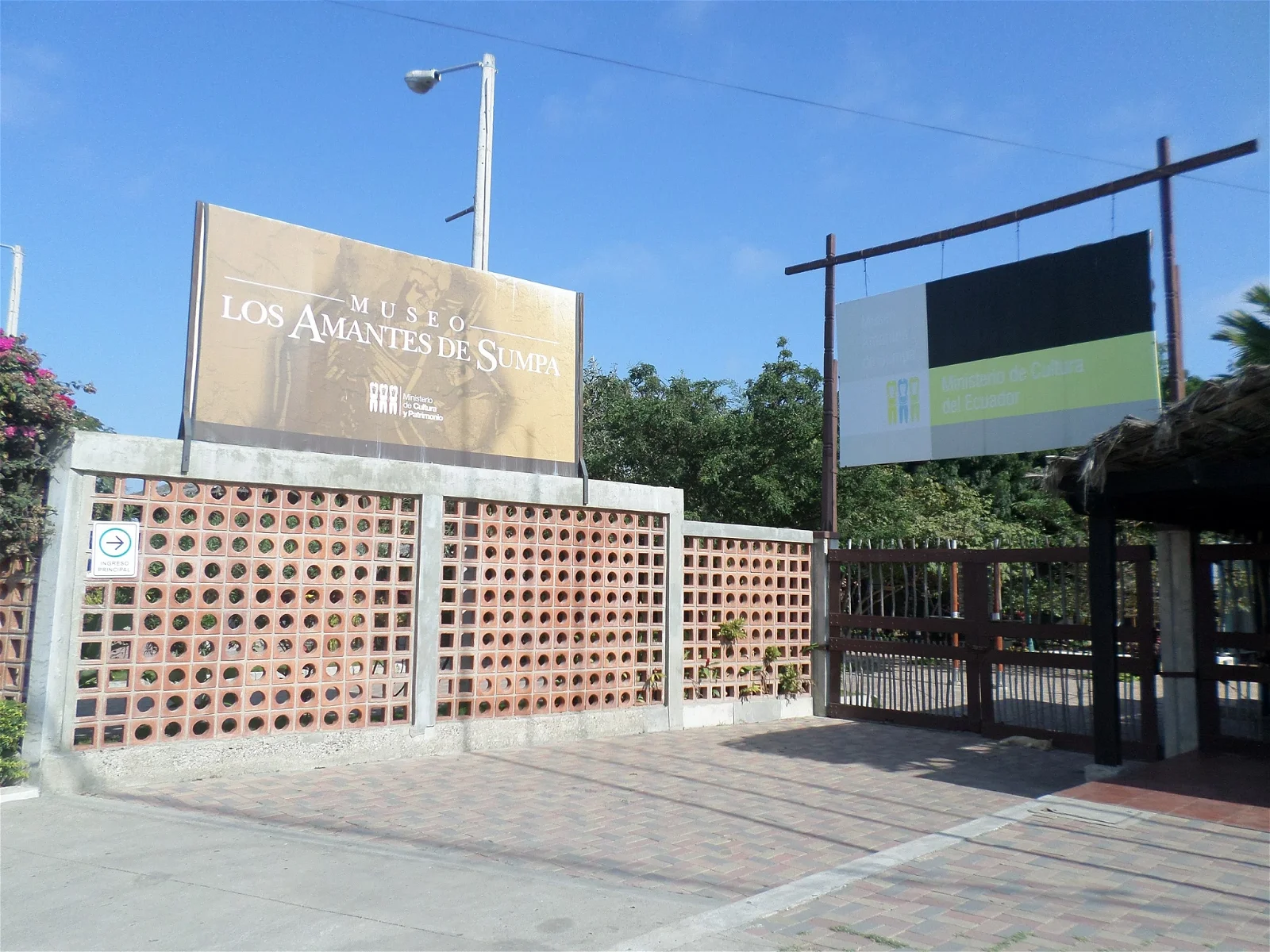 Museo Amantes de Sumpa (Santa Elena) - Visitor Information & Reviews