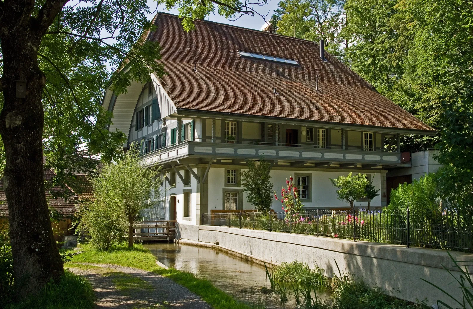 Kulturmühle Lützelflüh (Lützelflüh) - Visitor Information & Reviews