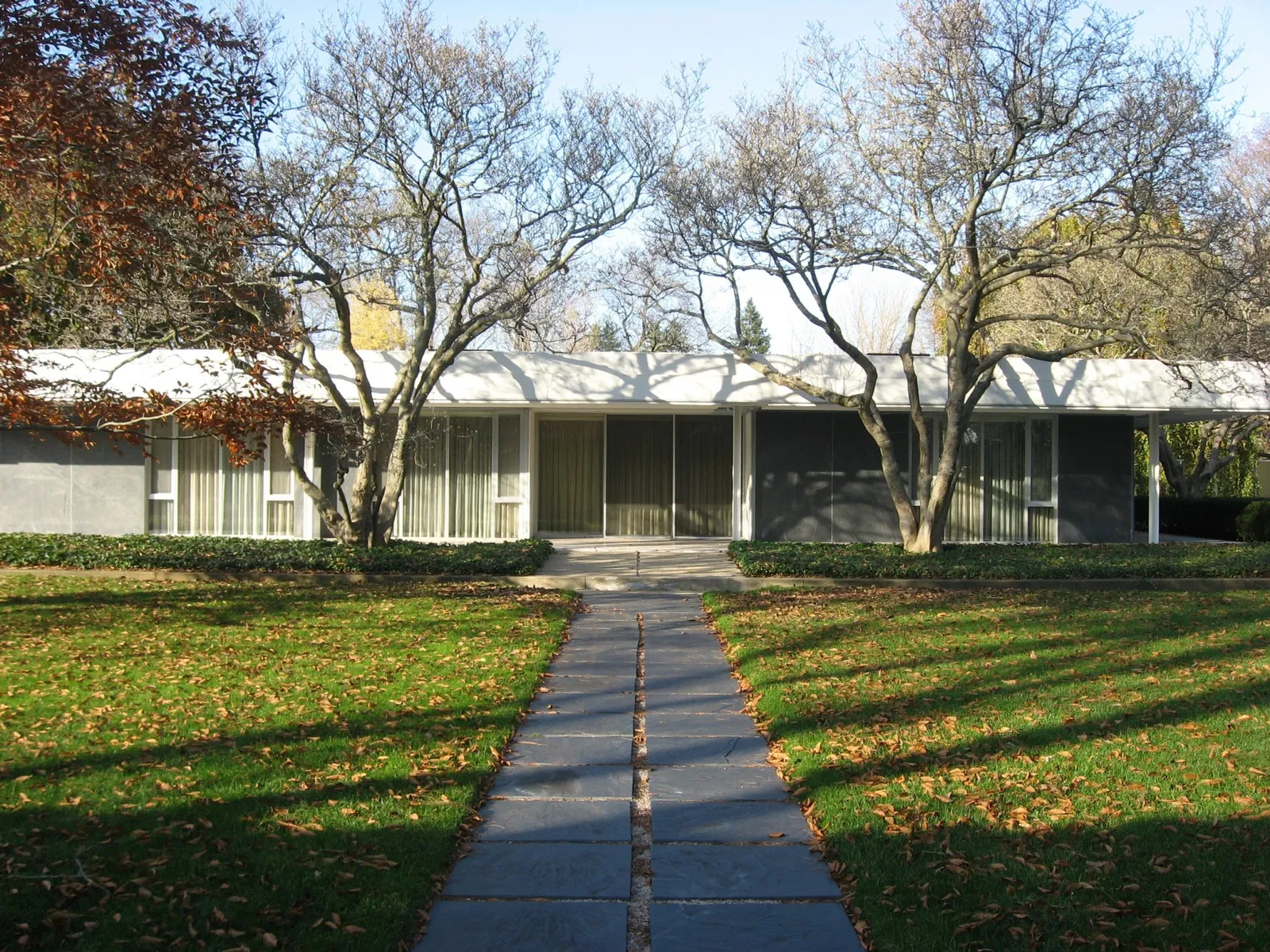 Miller House and Garden (Columbus) - Visitor Information & Reviews