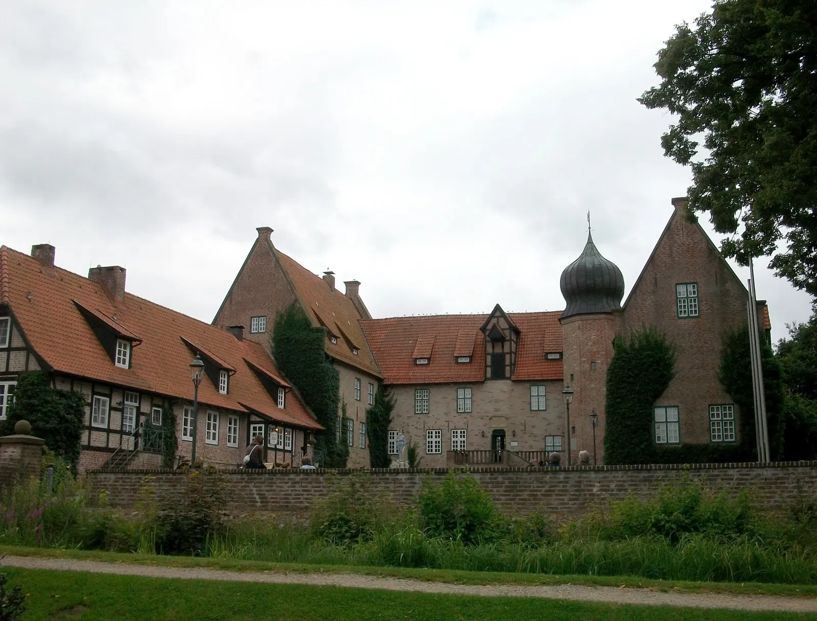 Museum Burg Bederkesa (Geestland) - Bezoekersinformatie & Recensies