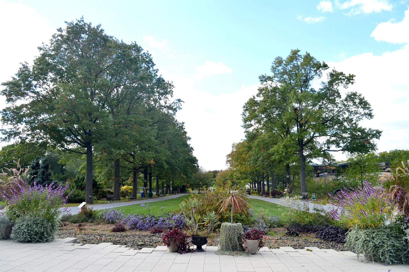 Queens Botanical Garden (Queens) - Visitor Information & Reviews