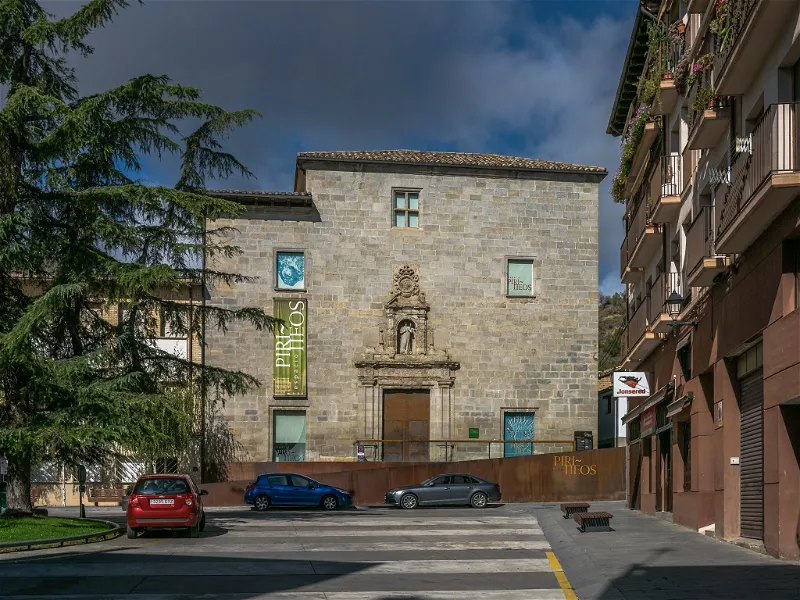 Centro de Creación y Cultura del Pirineo (Graus) - Bezoekersinformatie ... Centro de Creación y Cultura del Pirineo (Graus) - Bezoekersinformatie ...