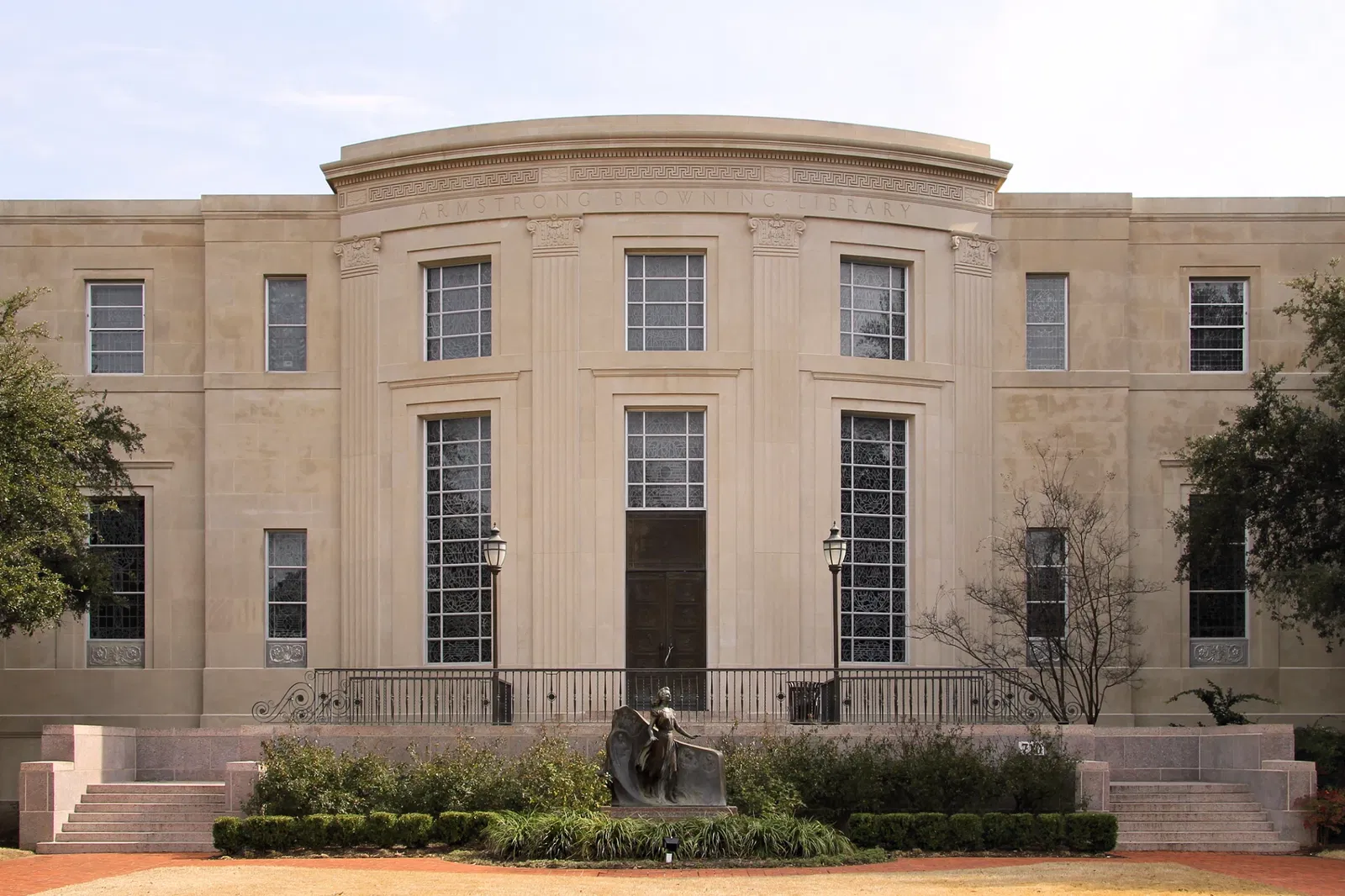 Armstrong Browning Library & Museum (Waco) - Visitor Information & Reviews