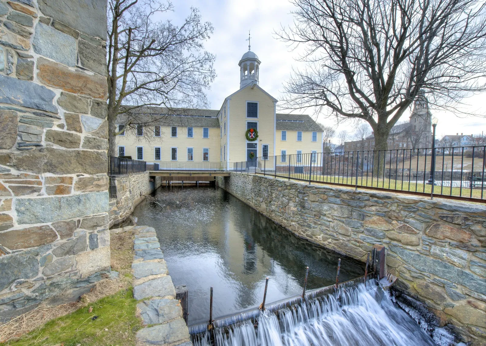 Pawtucket: Discover all 19+ Museums, Exhibitions & Discounts