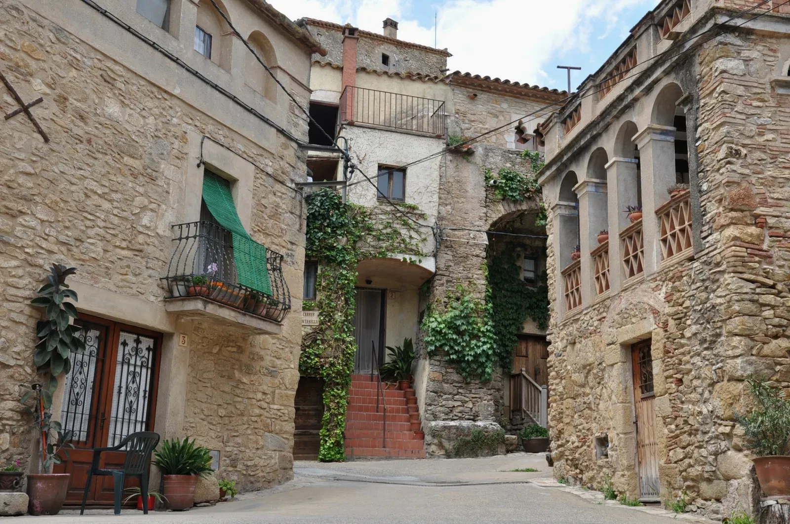 Palau-sator: Discover all 1+ Museums, Exhibitions & Discounts