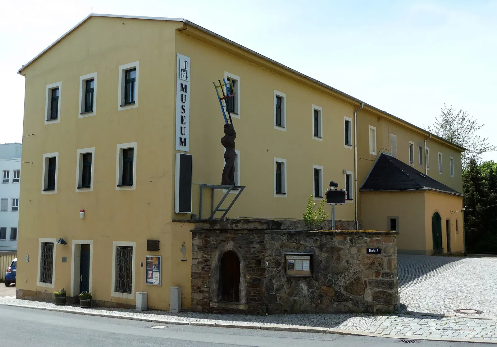 Deutsches Stuhlbaumuseum (Rabenau) - Visitor Information & Reviews