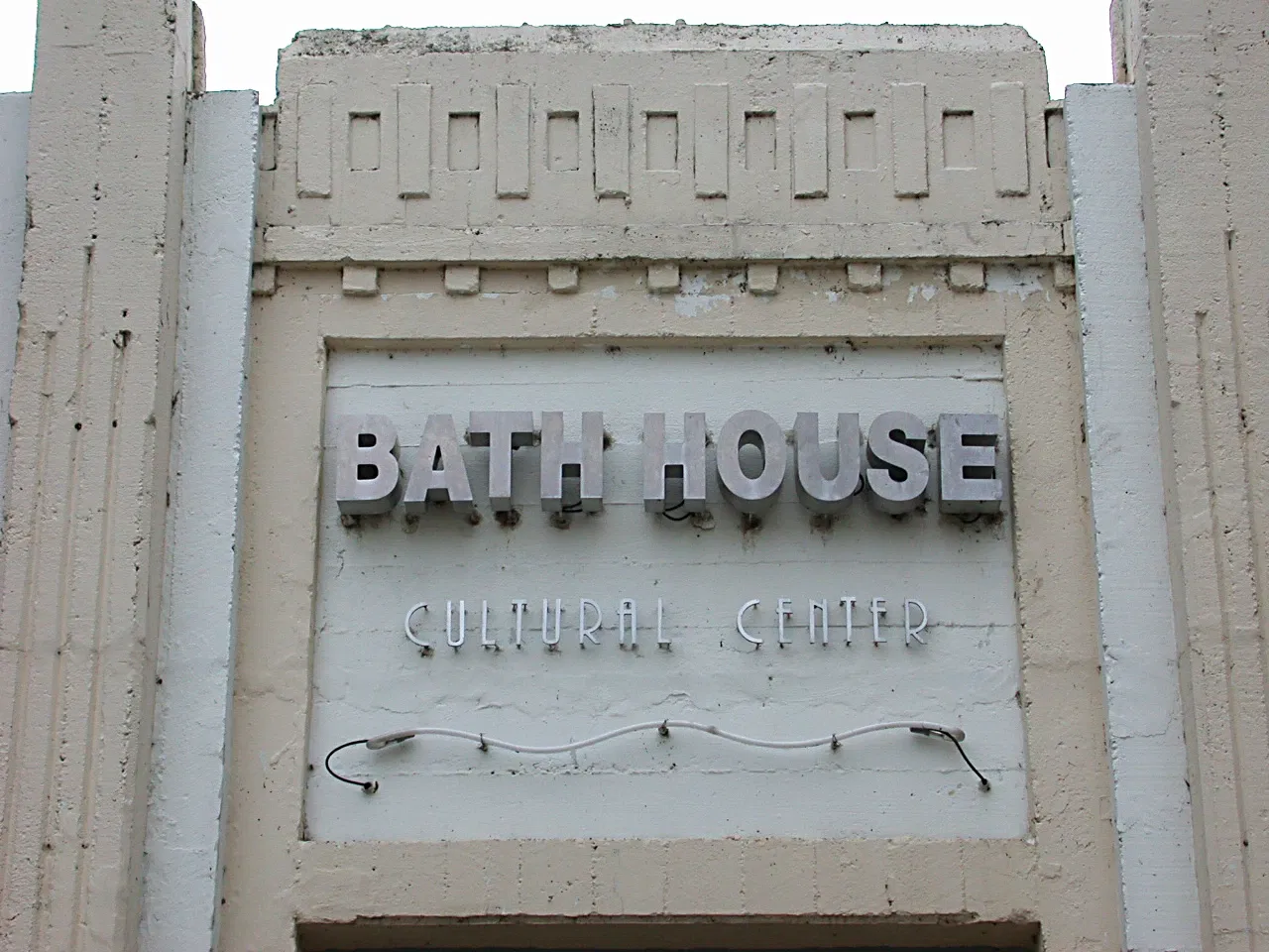 Bath House Cultural Center (Dallas) - Visitor Information & Reviews