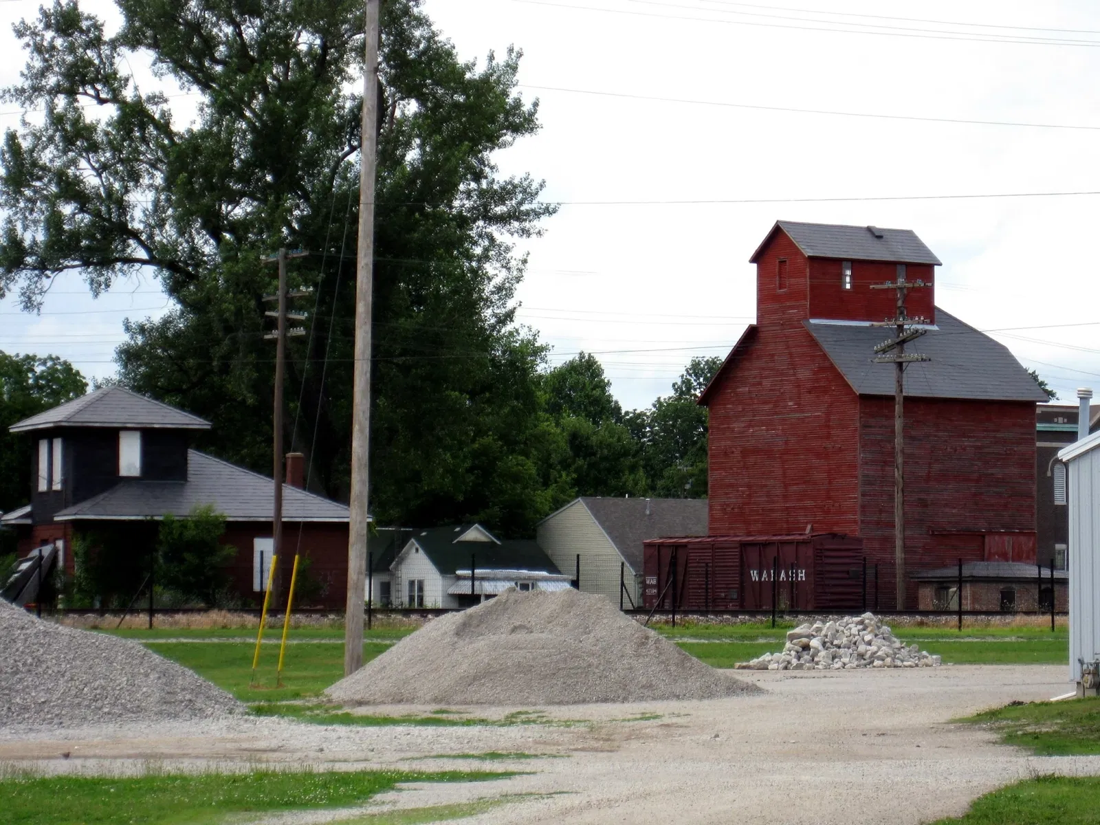 J.H. Hawes Grain Elevator & Museum (Atlanta) - Visitor Information ...