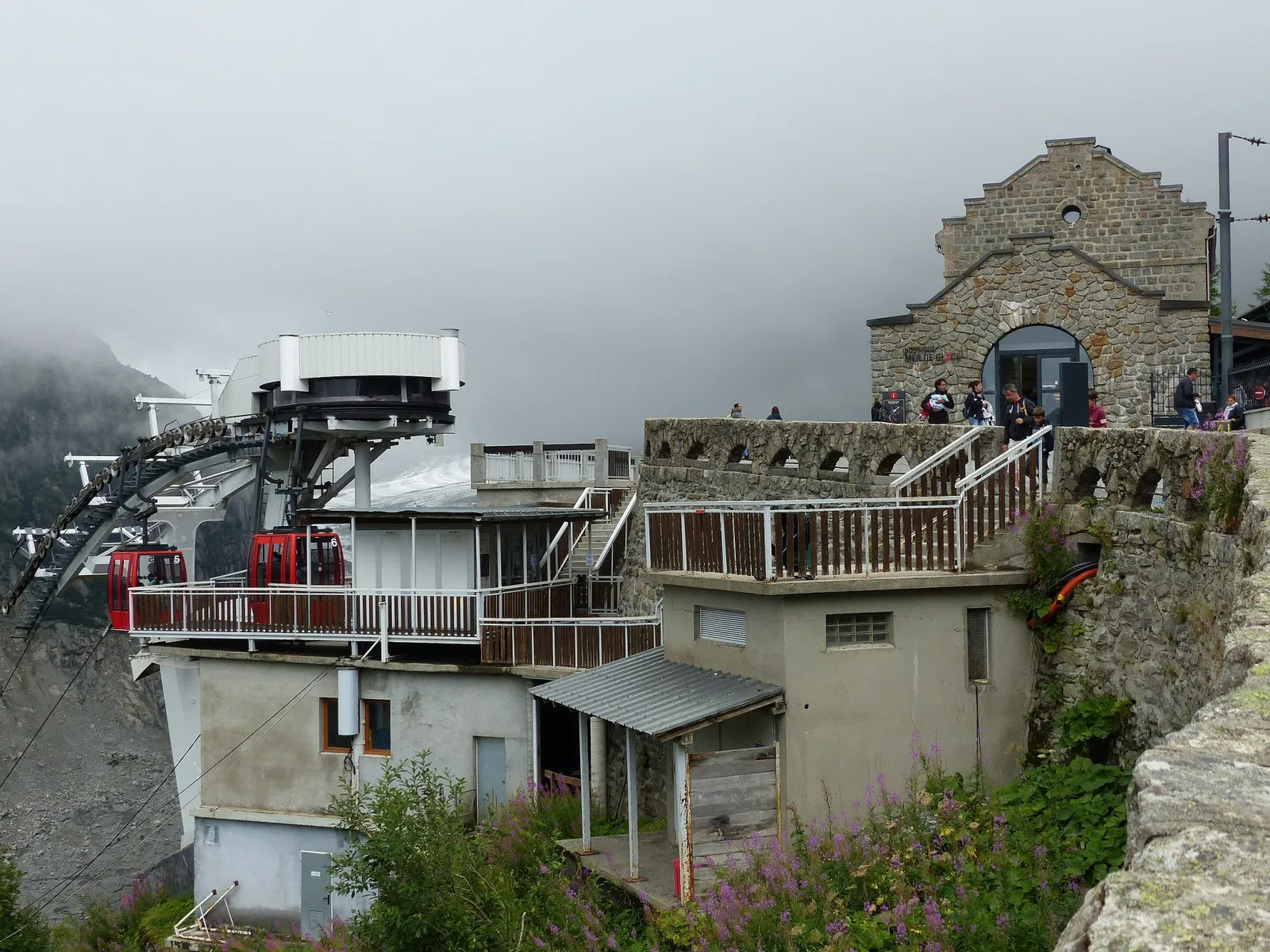 Mer de Glace et Train du Montenvers (Chamonix-Mont-Blanc) - Visitor ...