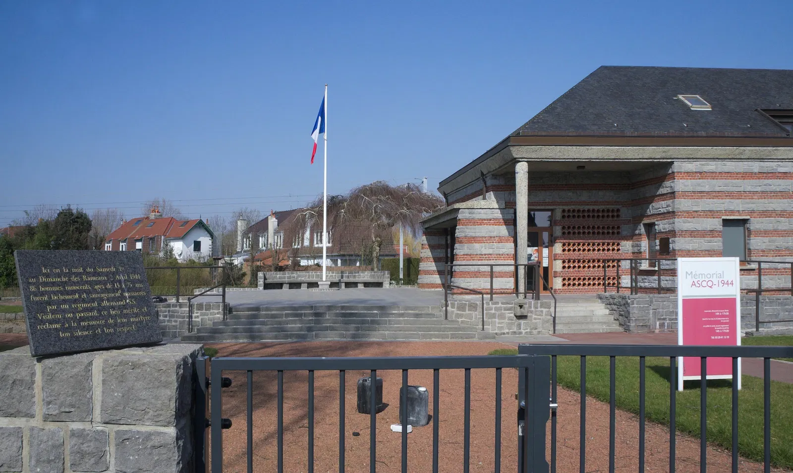 Mémorial Ascq 1944 (Villeneuve-d'Ascq) - Visitor Information & Reviews