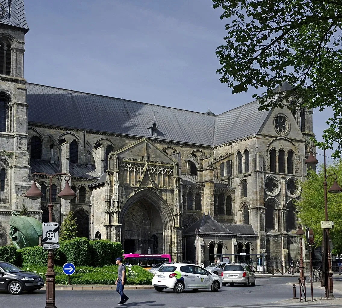 Châlons-en-Champagne: Discover all 2+ Museums, Exhibitions & Discounts