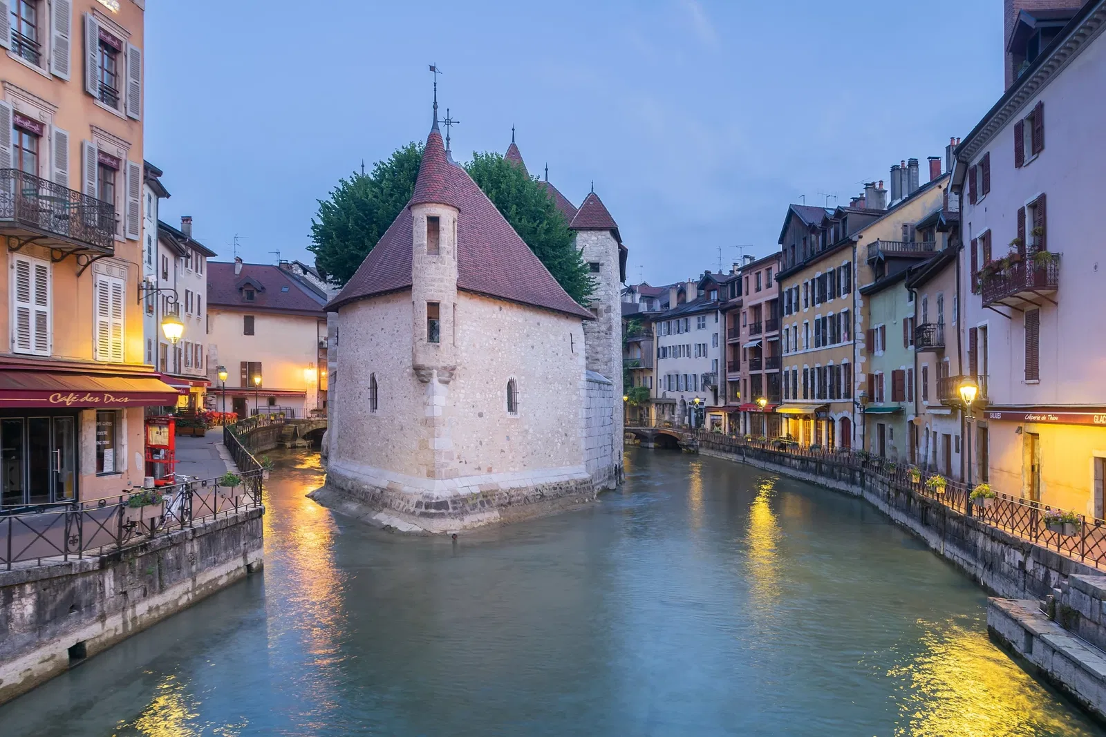 Annecy: Discover all 8+ Museums, Exhibitions & Discounts