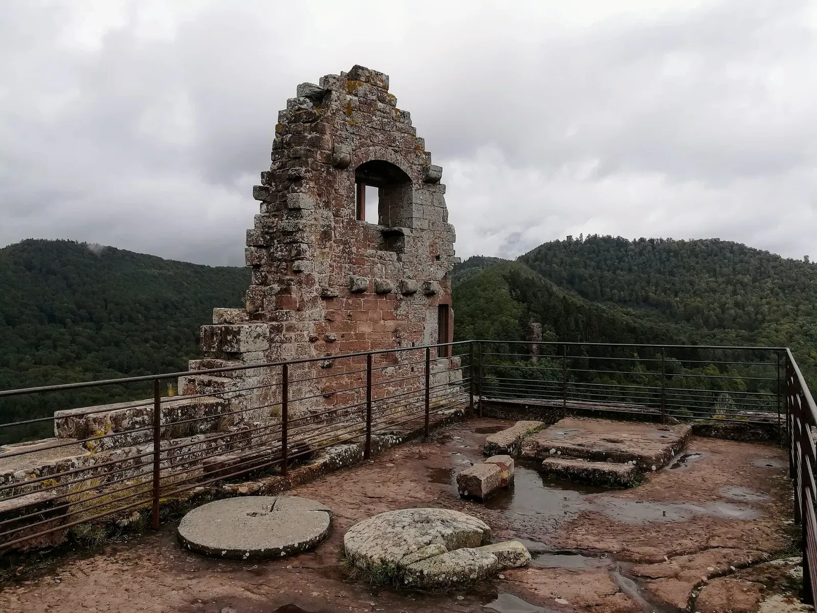 Fleckenstein Castle (Lembach) - Visitor Information & Reviews
