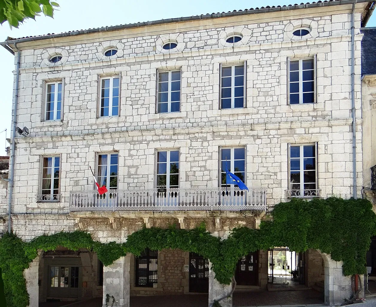 Monflanquin: Discover all 1+ Museums, Exhibitions & Discounts