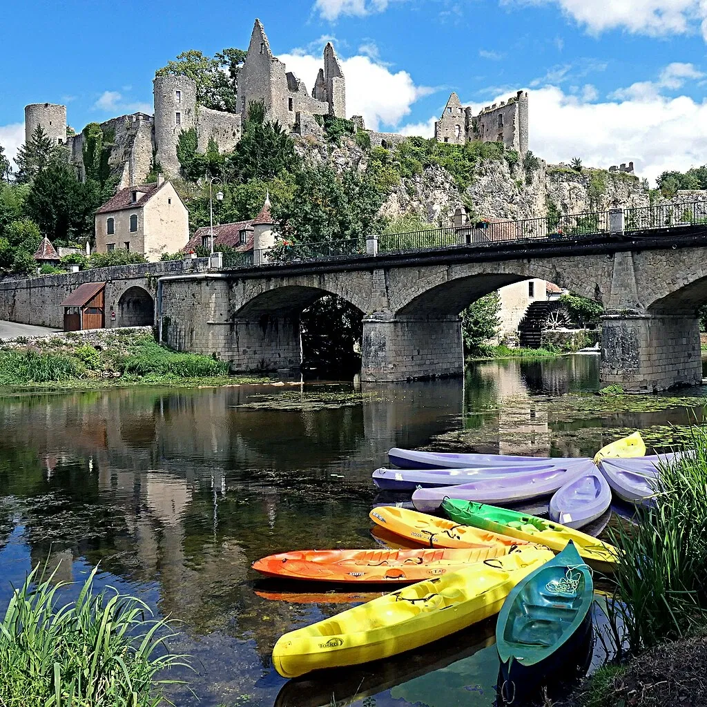 Angles-sur-l'Anglin: Discover all 1+ Museums, Exhibitions & Discounts