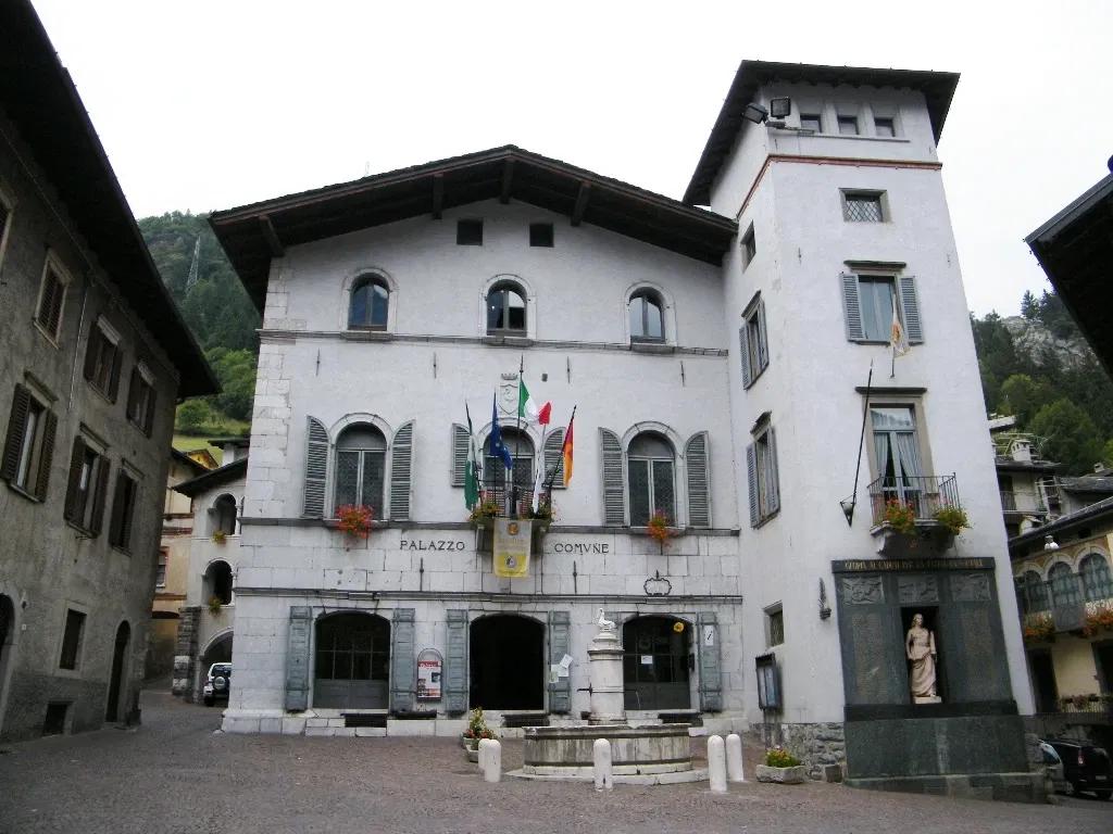 Opening Hours - MAP – Museo delle Armi Bianche e delle Pergamene (Gromo)