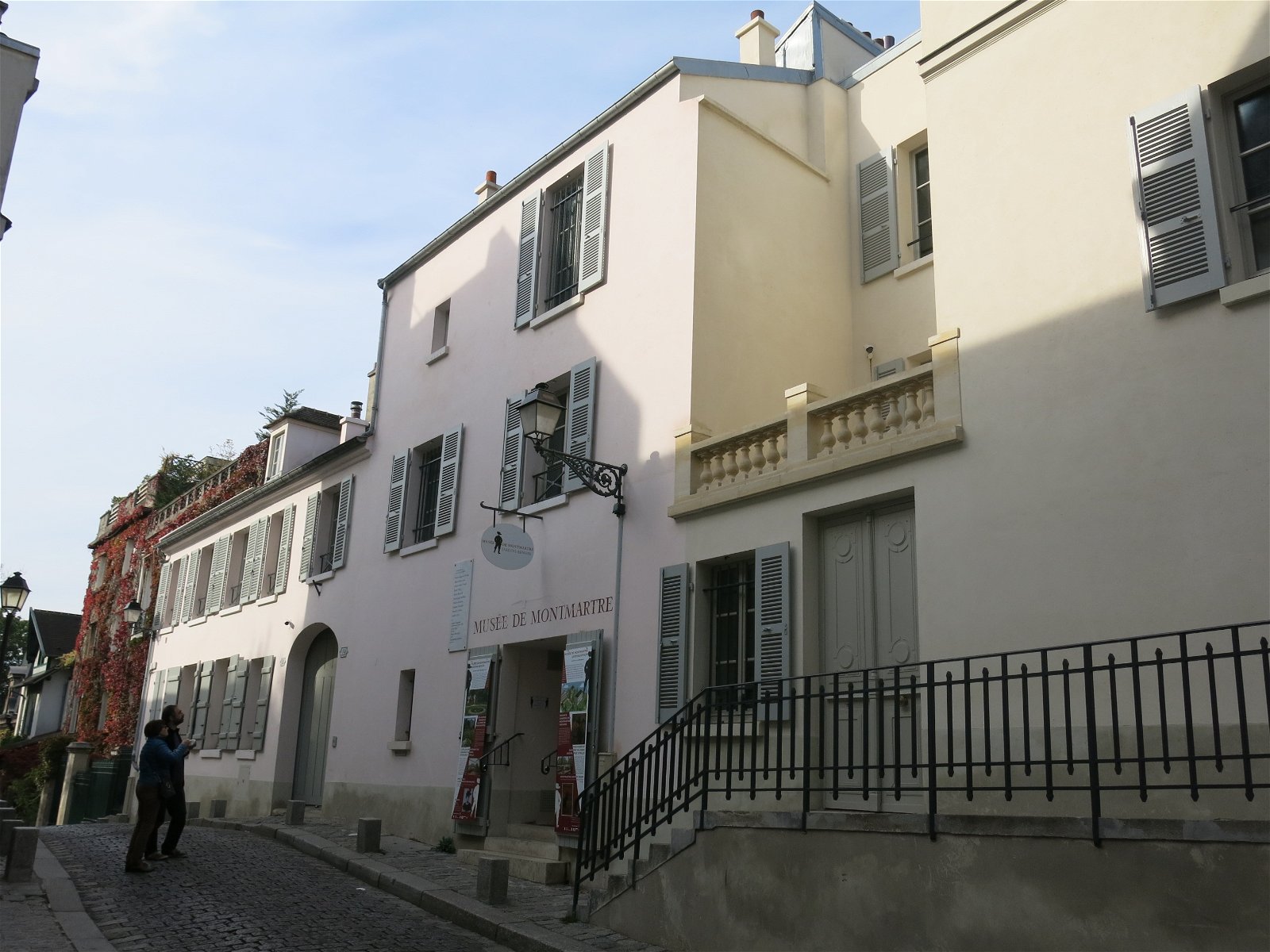 Musée de Montmartre (Paris) - Visitor Information & Reviews