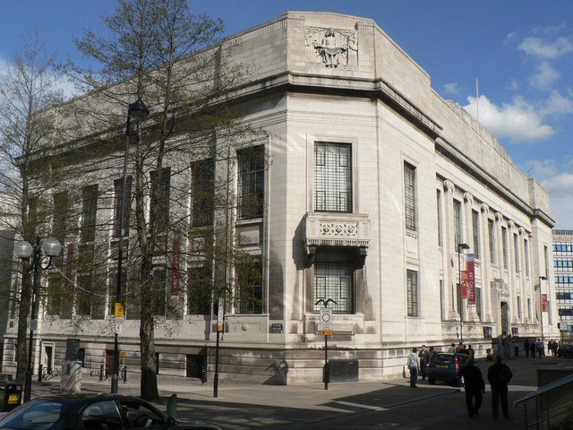 Graves Gallery (Sheffield) - Visitor Information & Reviews
