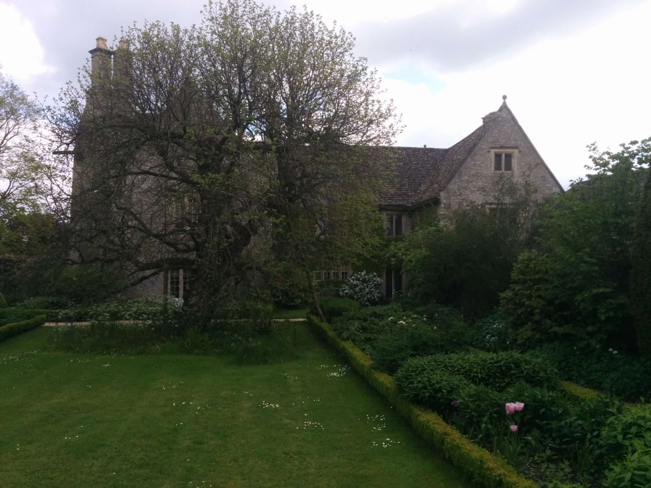 Kelmscott Manor (Kelmscott) - Visitor Information & Reviews